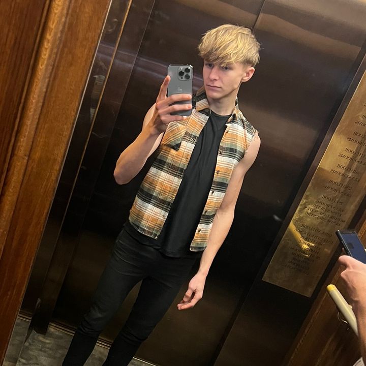 aiden_twinko (@aiden_twinko) - Urlebird